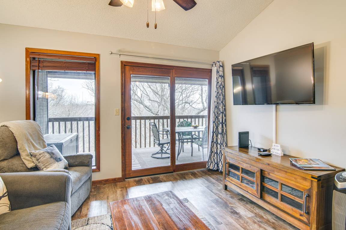 74 M² Apartment ∙ 2 Bedrooms ∙ 6 Guests - Reeds Spring, MO