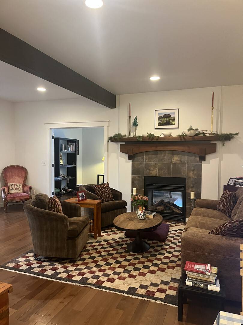 167 M² Huis ∙ 1 Slaapkamer ∙ 1 Gast - Washington