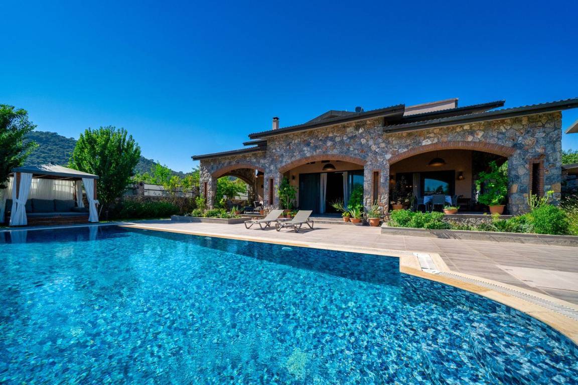 355 M² House ∙ 3 Bedrooms ∙ 6 Guests - Hisarönü