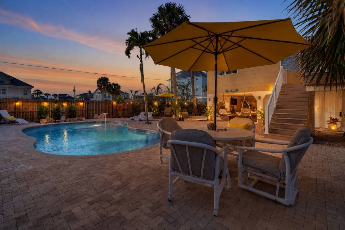 56 M² House ∙ 1 Bedroom ∙ 4 Guests - Fort Myers Beach, FL