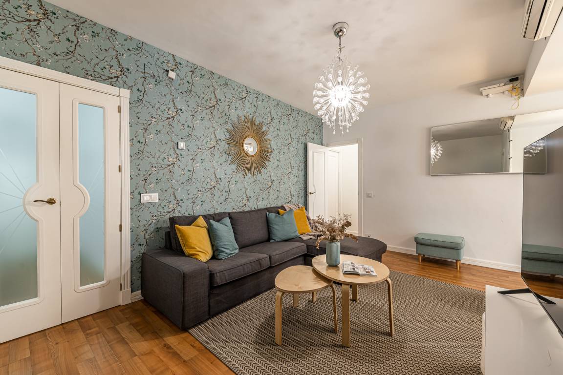 80 M² Apartamento ∙ 3 Habitaciones ∙ 6 Huéspedes - Alcorcón