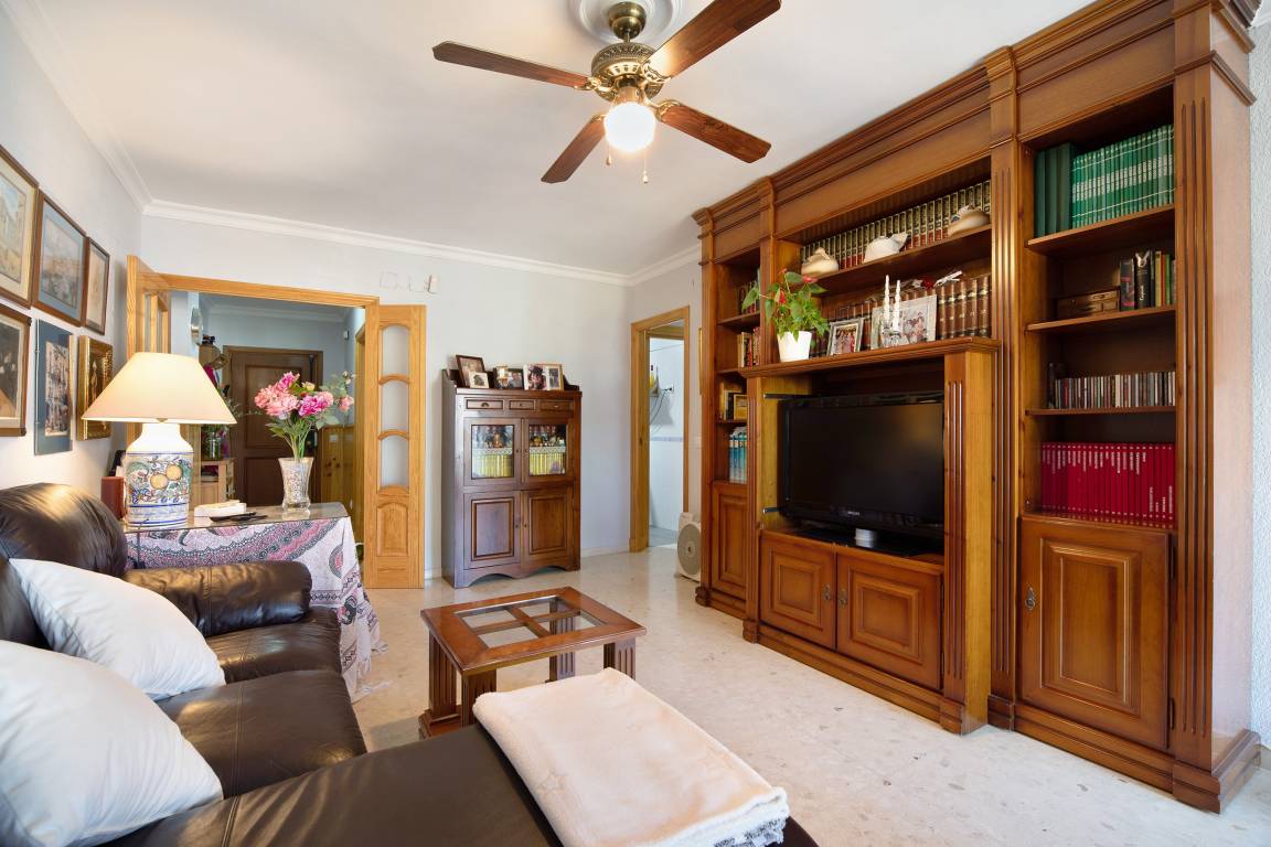 100 M² Huis ∙ 3 Slaapkamers ∙ 6 Gasten - Rota