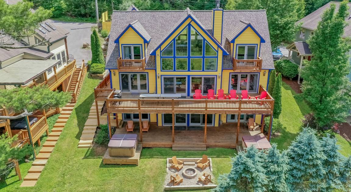 503 M² House ∙ 8 Bedrooms ∙ 22 Guests - Oakland, MD