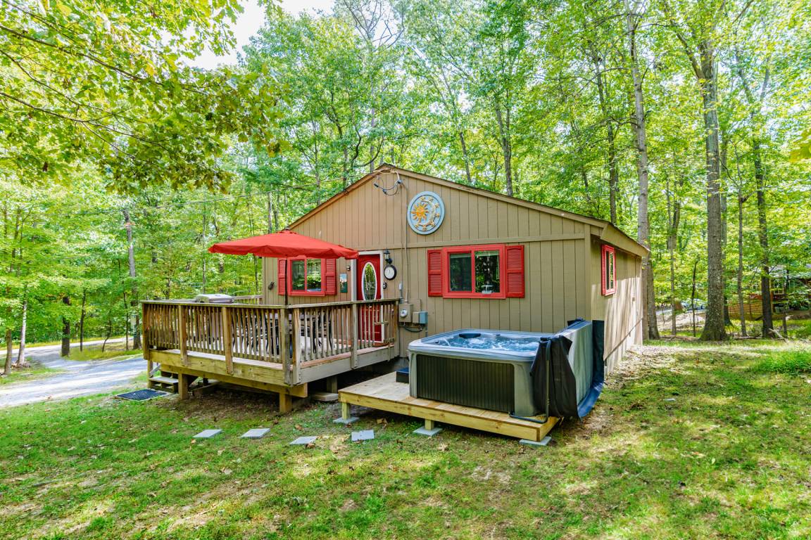 88 M² Cabin ∙ 2 Bedrooms ∙ 7 Guests - Fort Frederick State Park, Big Pool
