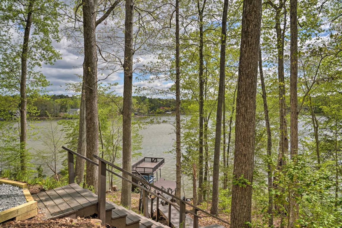 113 M² Cottage ∙ 3 Bedrooms ∙ 8 Guests - Lake Gaston