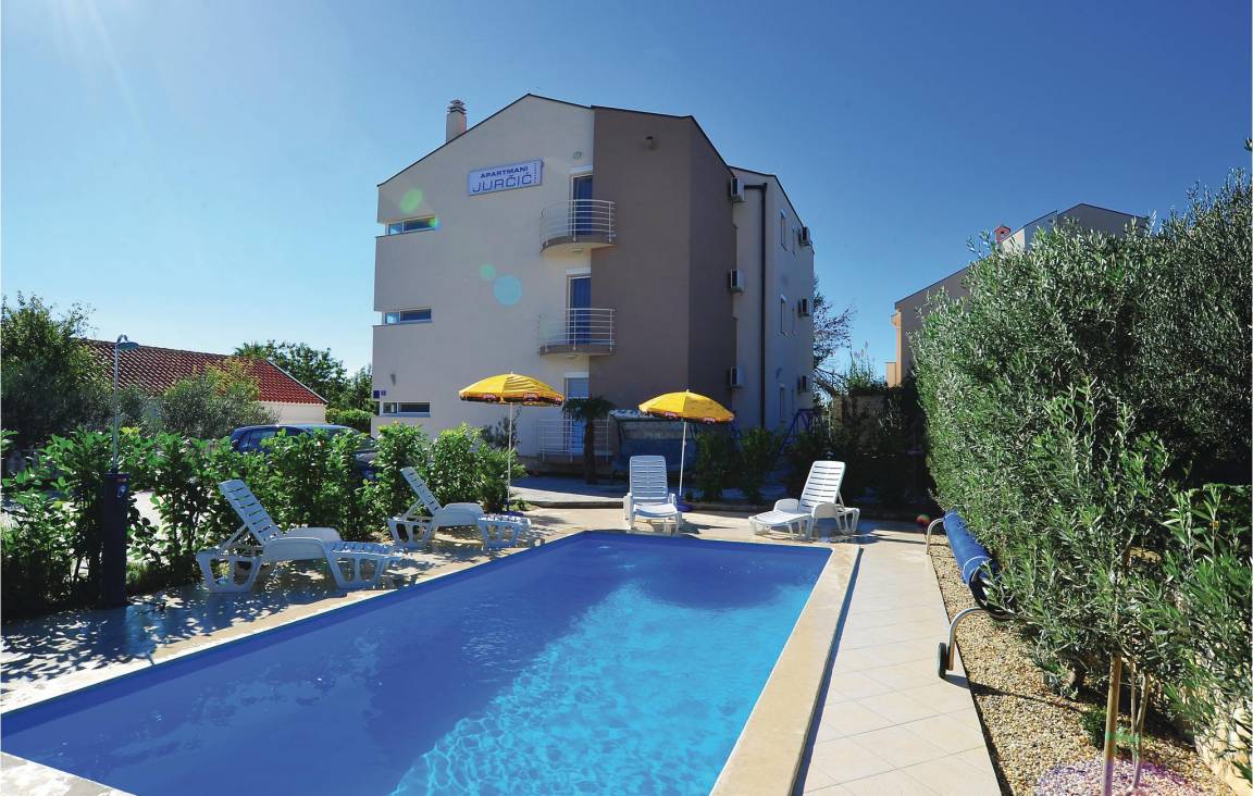 56 M² Apartment ∙ 2 Bedrooms ∙ 6 Guests - Bibinje