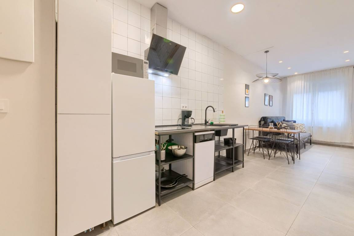 60 M² Apartment ∙ 1 Bedroom ∙ 4 Guests - Bilbao