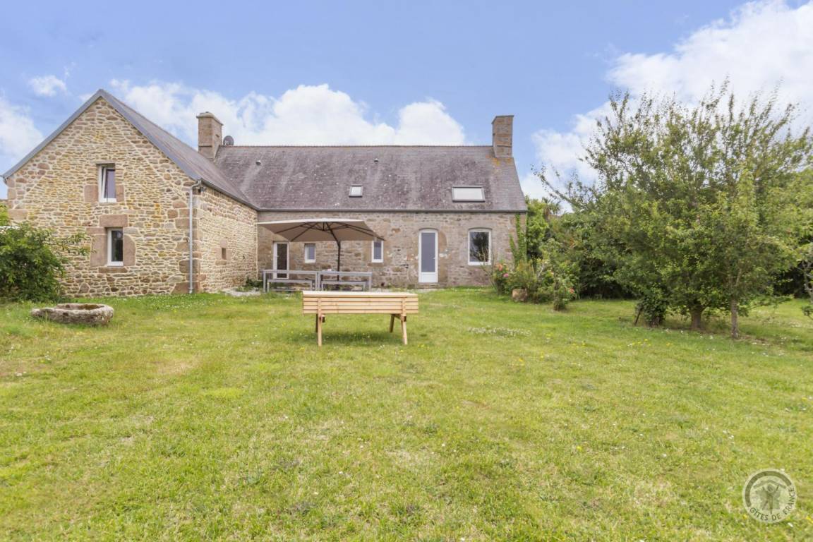 174 M² Gîte ∙ 5 Chambres ∙ 9 Personnes - Manche