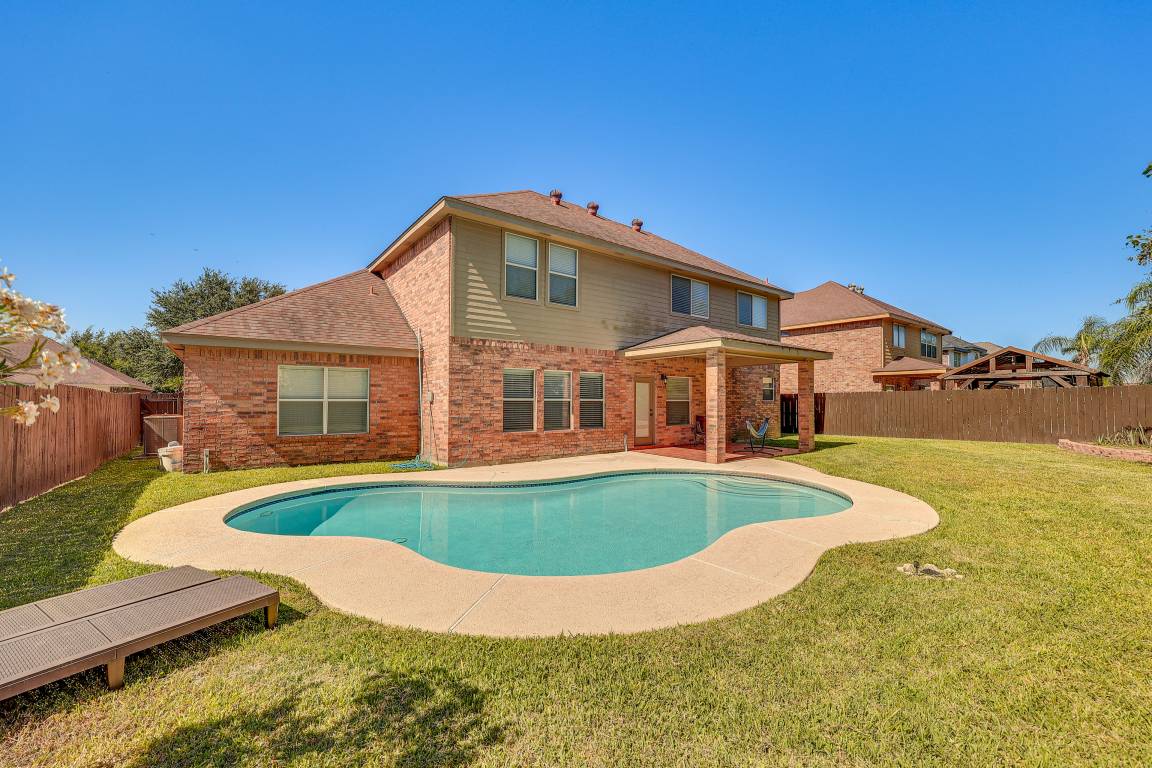 305 M² House ∙ 4 Bedrooms ∙ 8 Guests - Mission, TX
