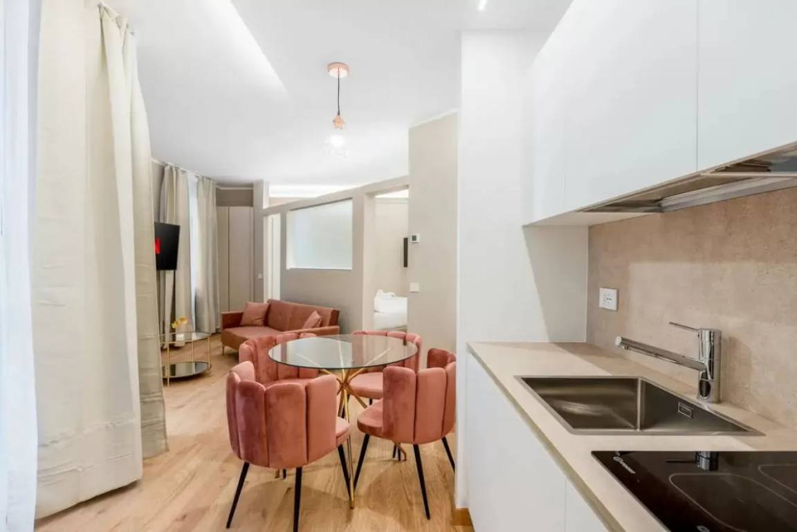 47 M² Apartamento ∙ 1 Habitación ∙ 4 Huéspedes - Milan