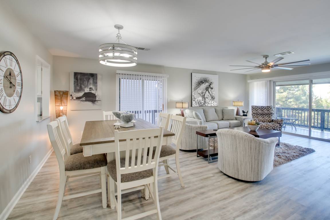 130 M² Apartment ∙ 2 Bedrooms ∙ 6 Guests - Lake Hamilton, AR