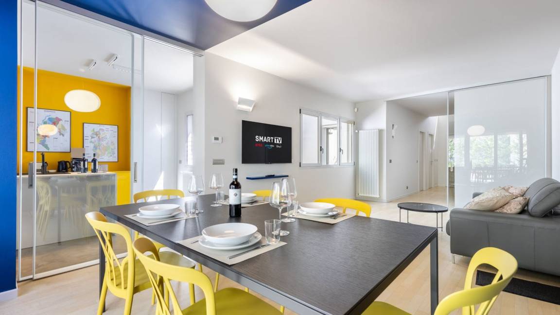 140 M² Appartamento ∙ 2 Camere Da Letto ∙ 4 Ospiti - Alba, CN