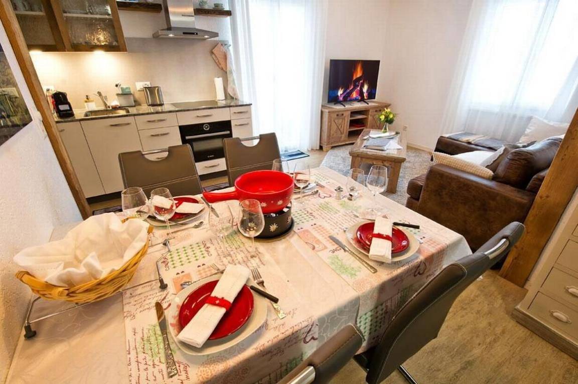 55 M² Appartement ∙ 3 Chambres ∙ 2 Personnes - Stoos