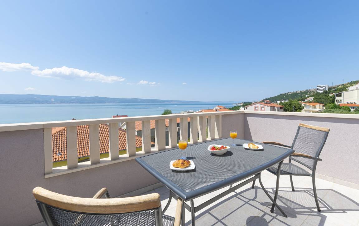 65 M² Apartment ∙ 2 Bedrooms ∙ 6 Guests - Omiš