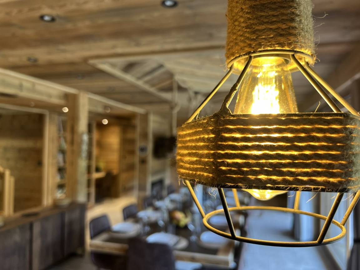 200 M² Chalet ∙ 6 Bedrooms ∙ 14 Guests - Les Gets