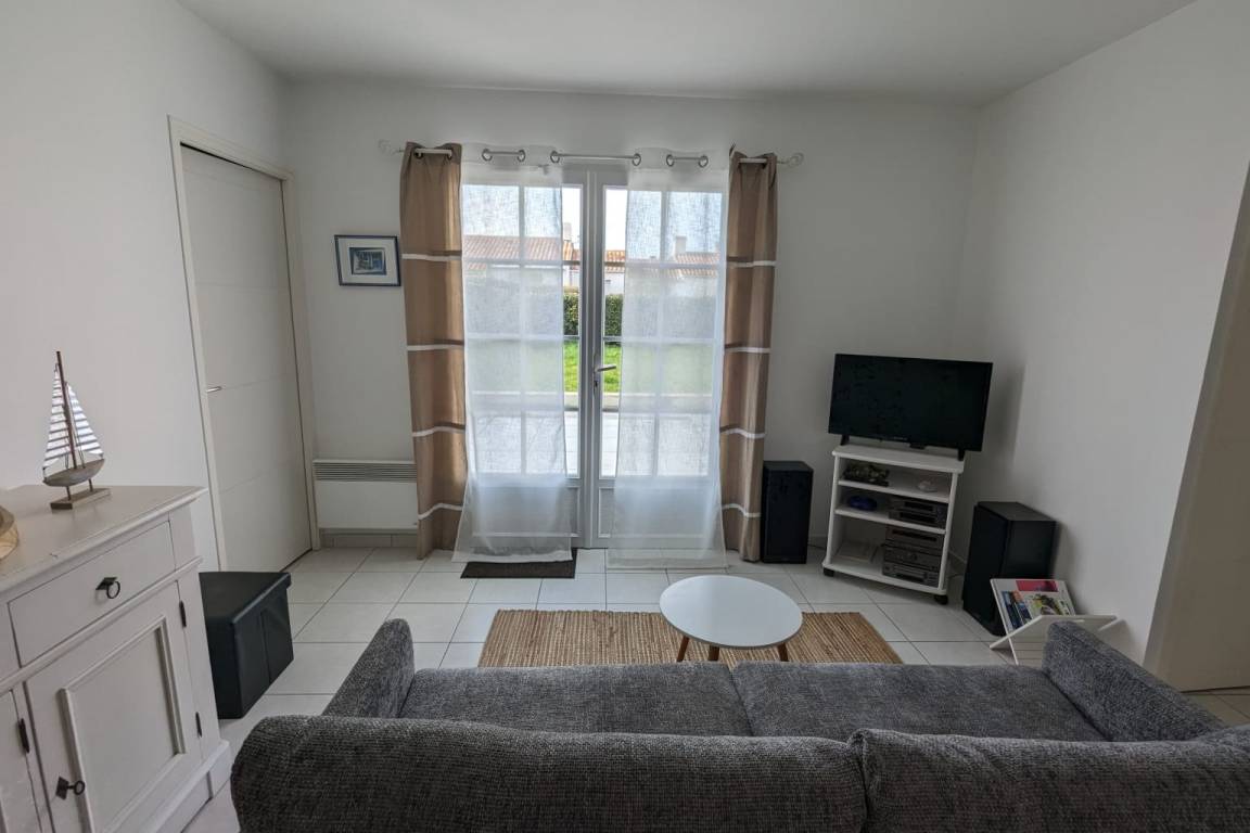 65 M² Huis ∙ 3 Slaapkamers ∙ 4 Gasten - Angles