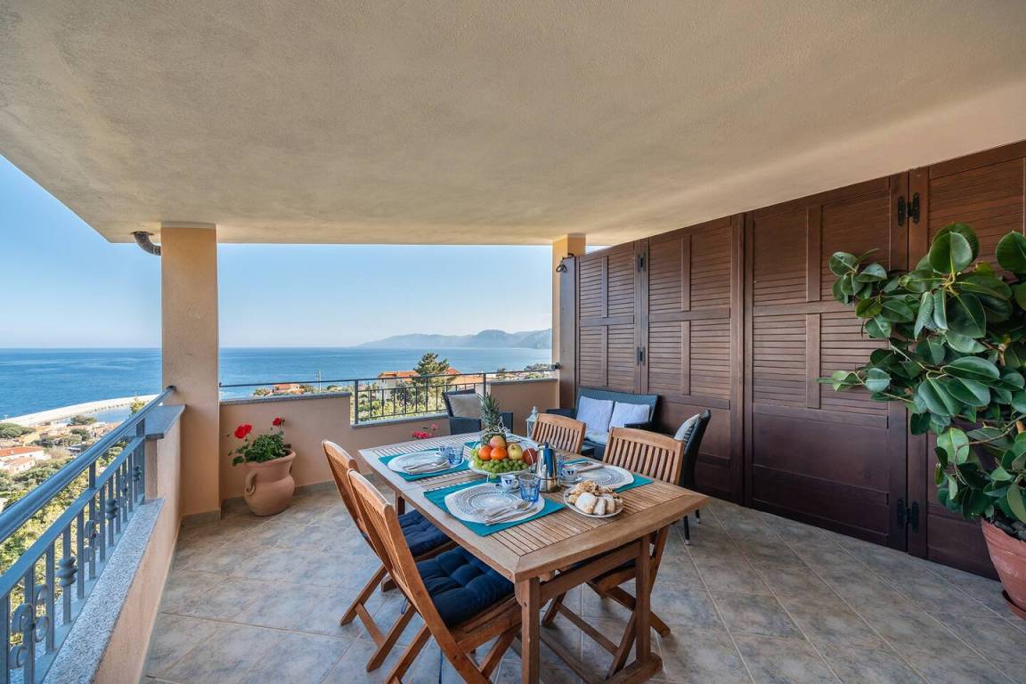 80 M² Appartamento Vacanza ∙ 2 Camere Da Letto ∙ 8 Ospiti - Dorgali