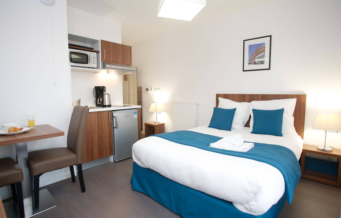 20 M² Studio Flat ∙ 1 Bedroom ∙ 2 Guests - Metz