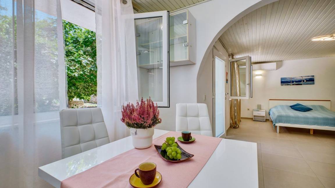 36 M² Hotel ∙ 1 Schlafzimmer ∙ 2 Gäste - Mali Lošinj