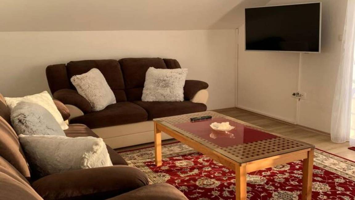 95 M² Apartamento ∙ 2 Habitaciones ∙ 4 Huéspedes - Zadar