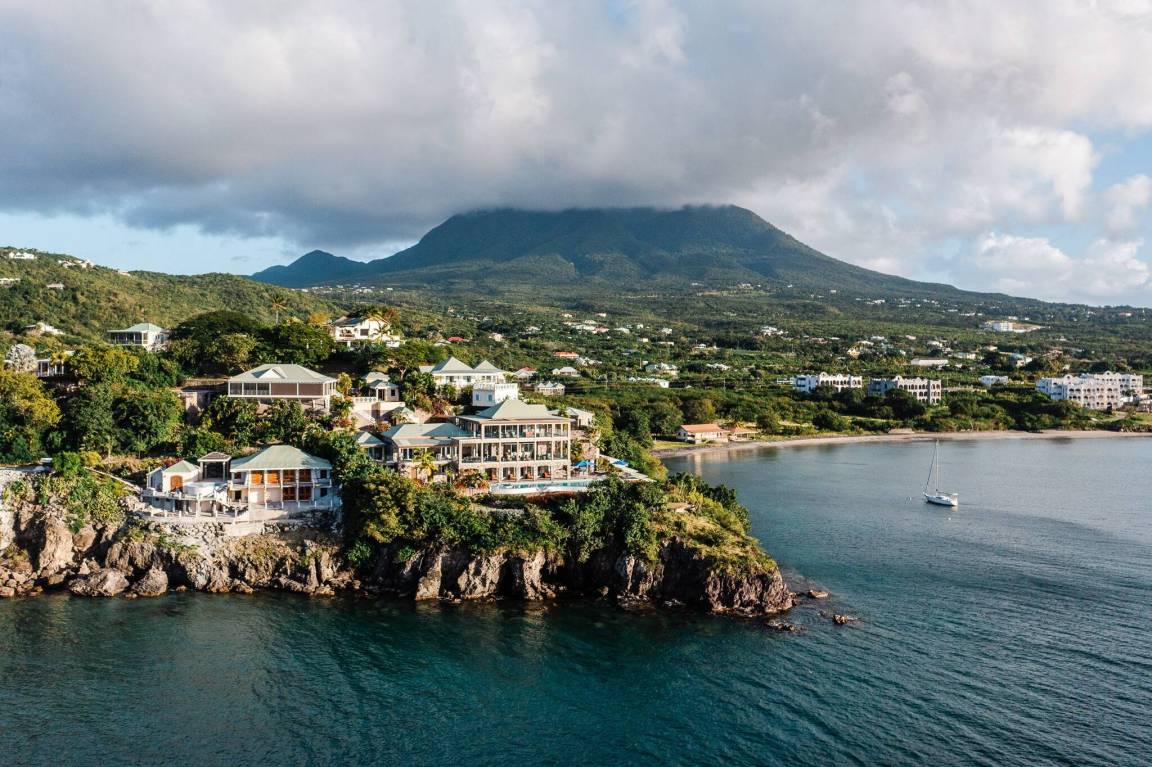 743 M² Villa ∙ 5 Bedrooms ∙ 10 Guests - Saint Kitts ve Nevis
