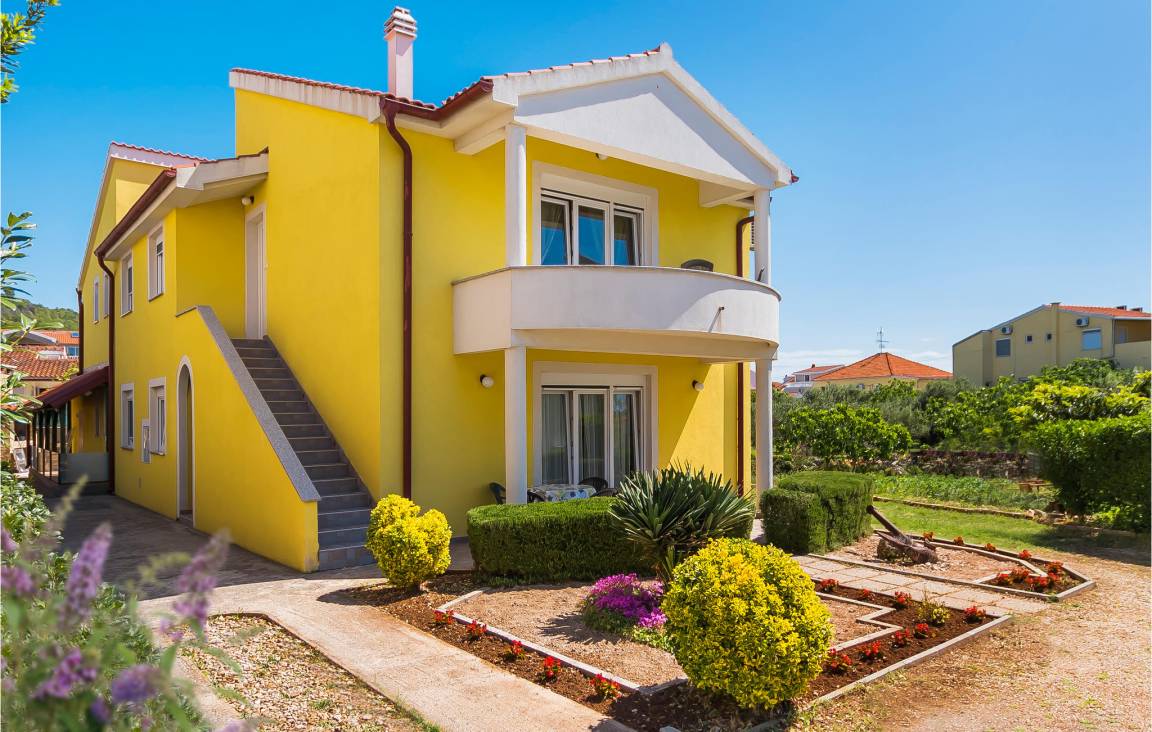 100 M² Maison De Vacances ∙ 4 Chambres ∙ 10 Personnes - Tisno