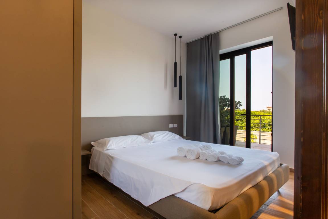 28 M² Apartament Typu Studio ∙ 1 Sypialnia ∙ 2 Gości - Capo d’Orlando