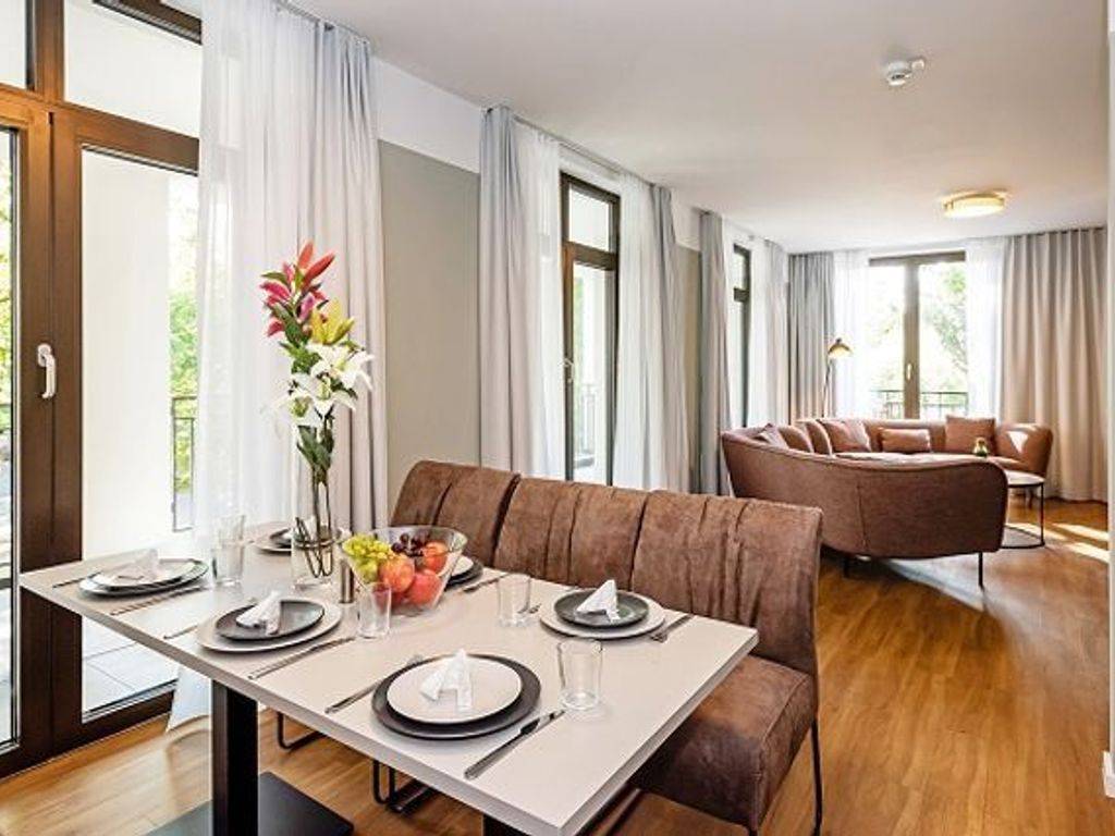 80 M² Ferienwohnung ∙ 3 Schlafzimmer ∙ 7 Gäste - Bad Saarow