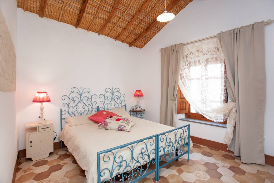 70 M² Ferienhaus ∙ 2 Schlafzimmer ∙ 5 Gäste - Orosei