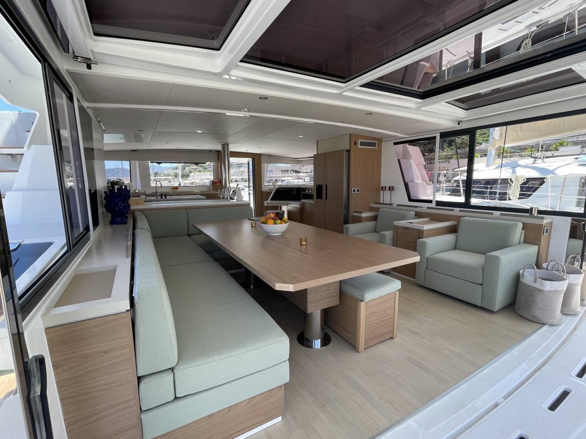 Casa Flotante ∙ 4 Habitaciones ∙ 8 Huéspedes - Salerno
