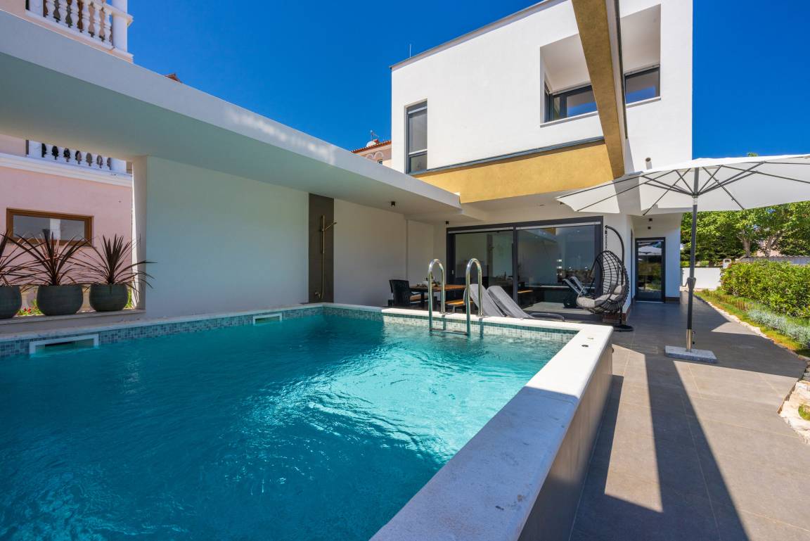 236 M² Casa ∙ 4 Camere Da Letto ∙ 8 Ospiti - Premantura