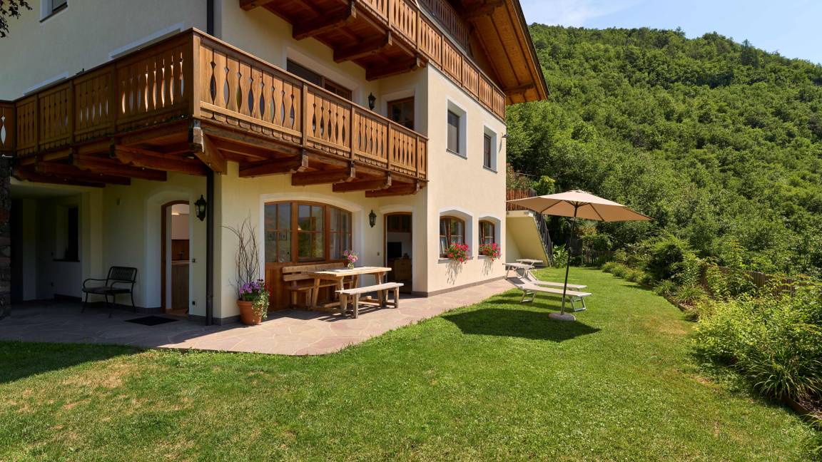 Casa Rural ∙ 2 Habitaciones ∙ 5 Huéspedes - Bolzano