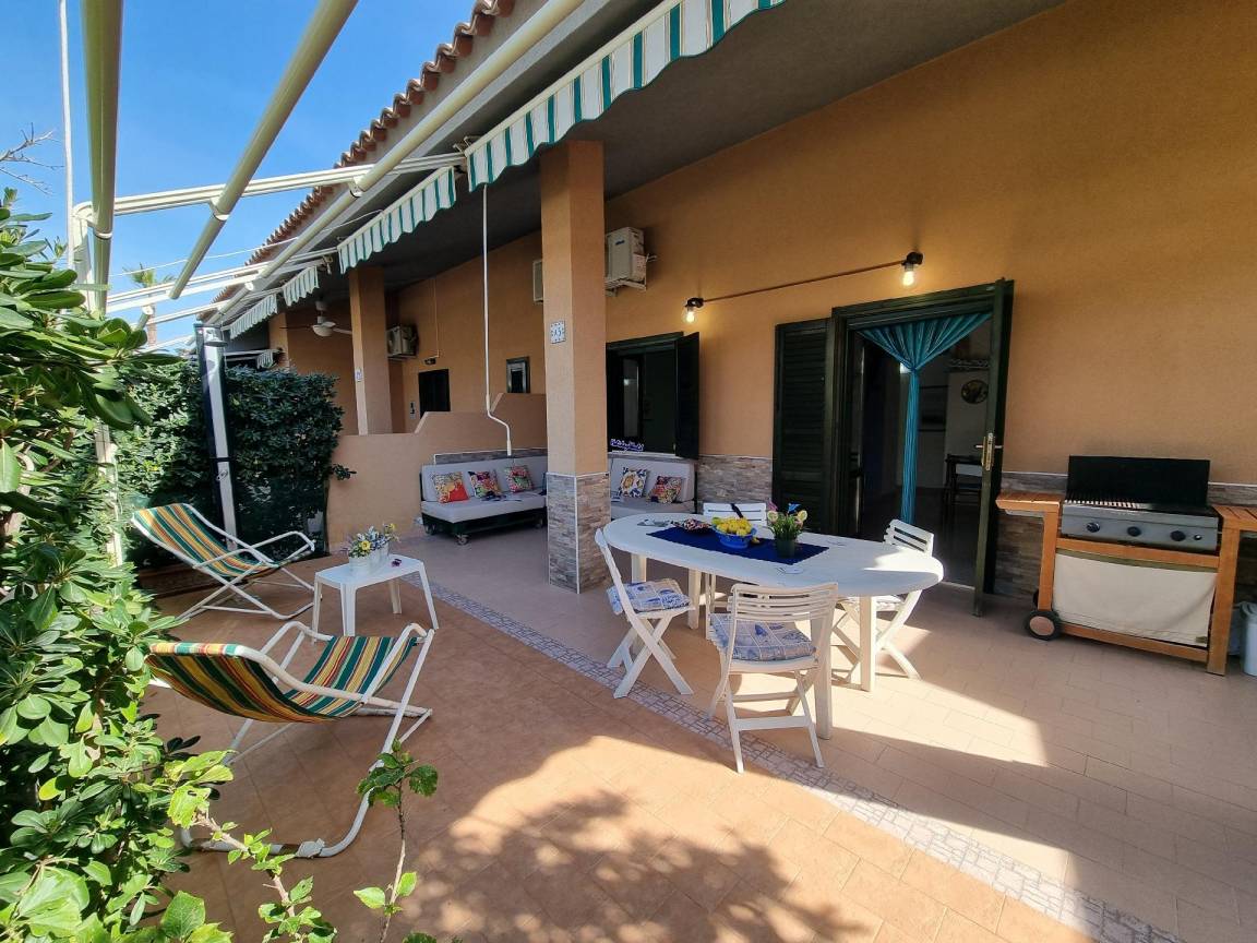 75 M² Appartement ∙ 3 Chambres ∙ 5 Personnes - Campofelice di Roccella