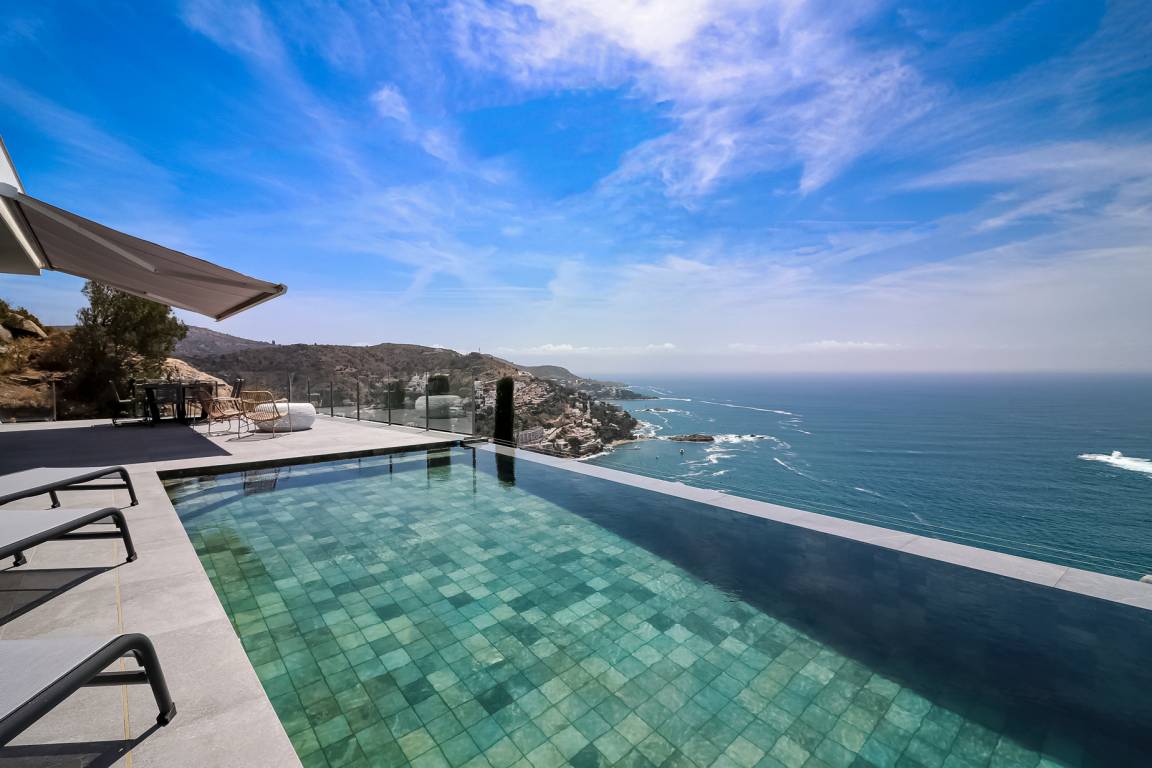 258 M² Maison De Vacances ∙ 4 Chambres ∙ 8 Personnes - Roses