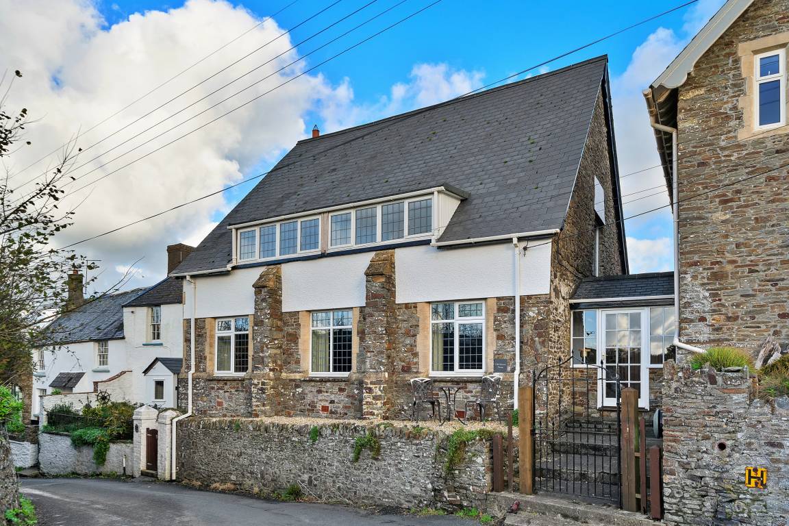 160 M² Cottage ∙ 4 Bedrooms ∙ 8 Guests - Instow