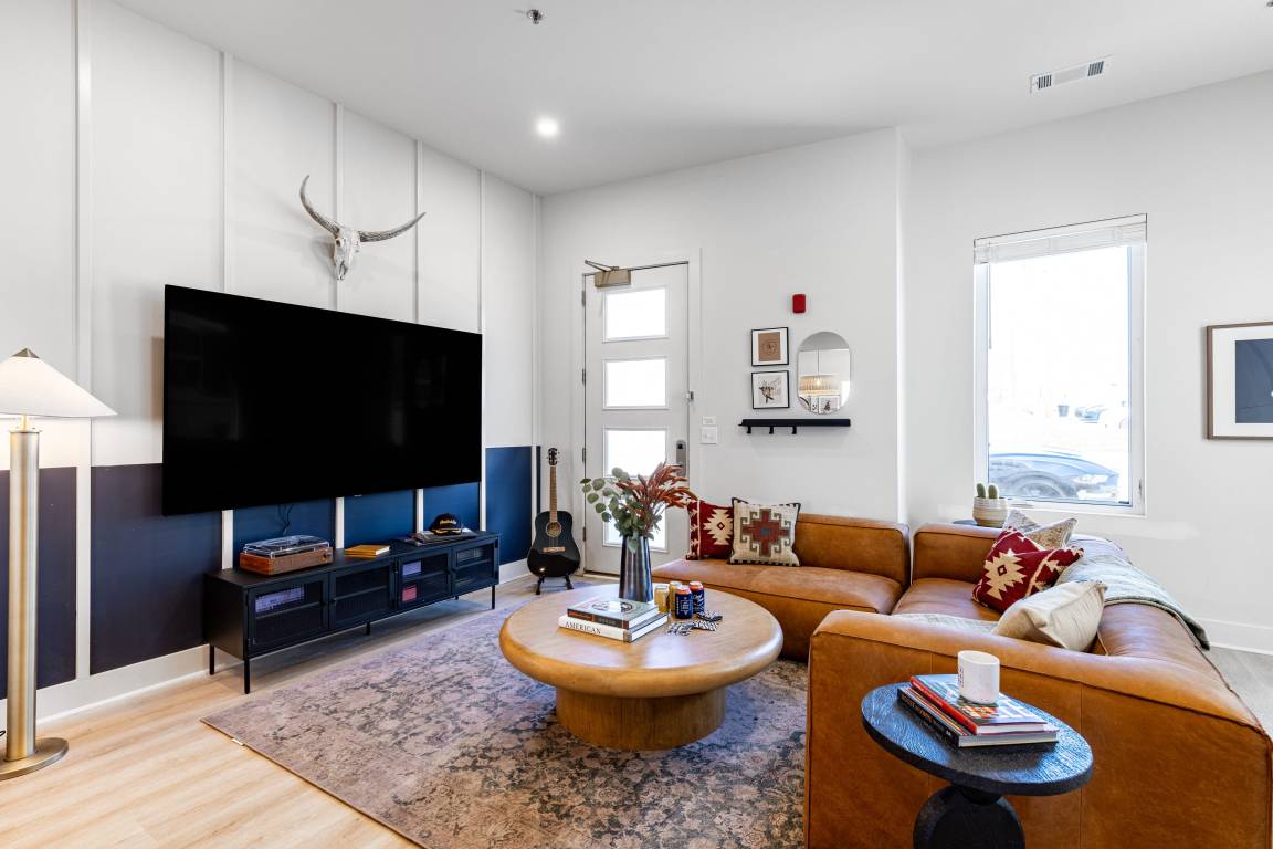 260 M² House ∙ 8 Bedrooms ∙ 24 Guests - Nashville, TN
