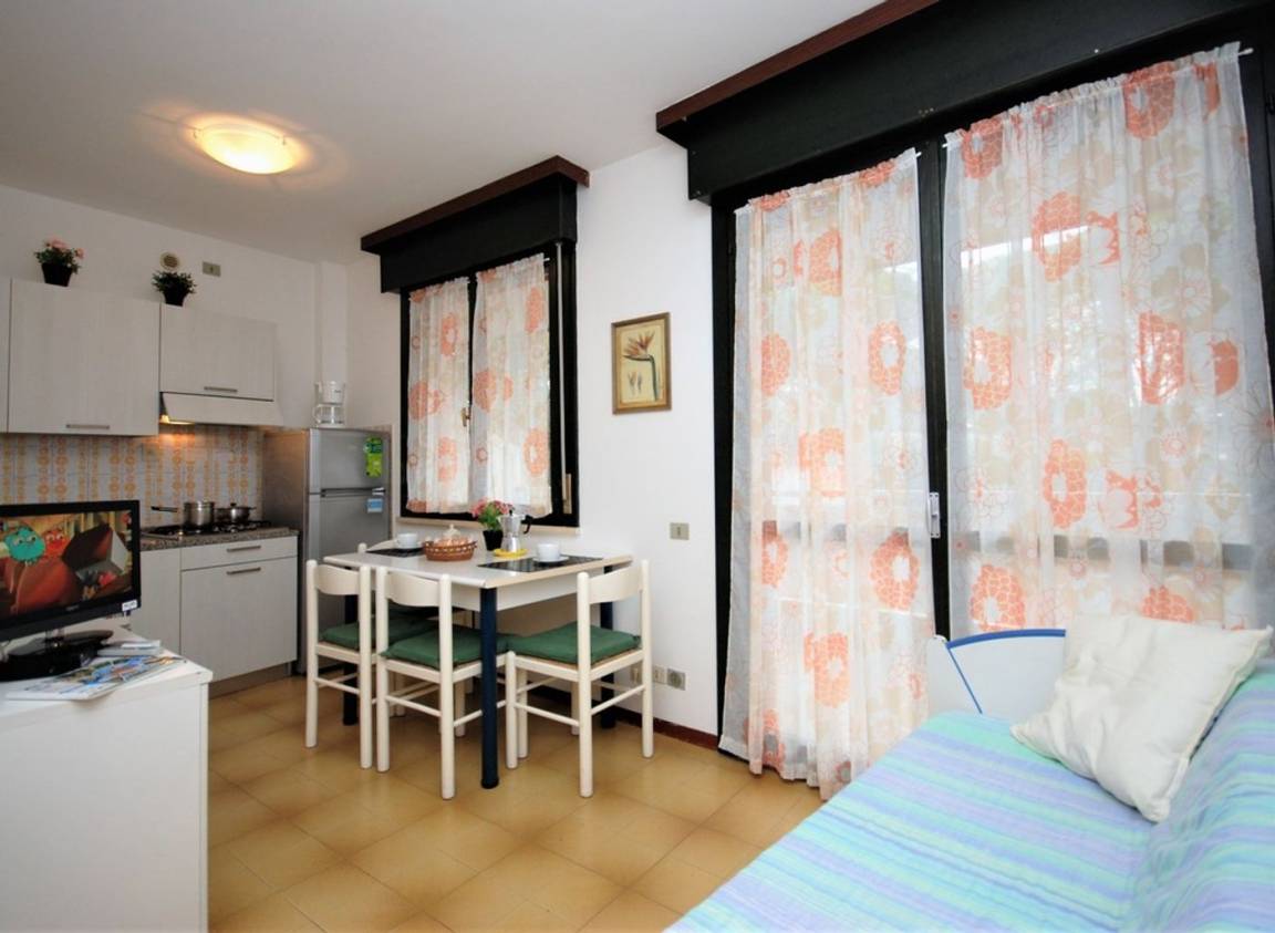 40 M² Apartment ∙ 2 Bedrooms ∙ 4 Guests - Lignano Sabbiadoro
