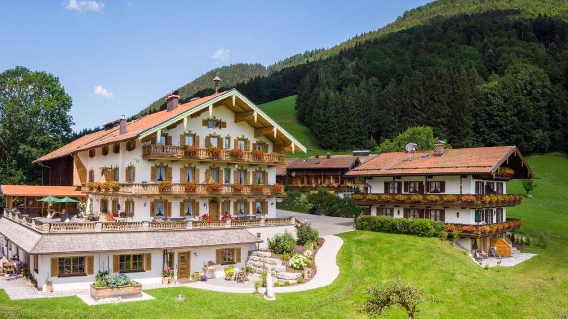 Hotel ∙ 1 Bedroom ∙ 2 Guests - Reit im Winkl