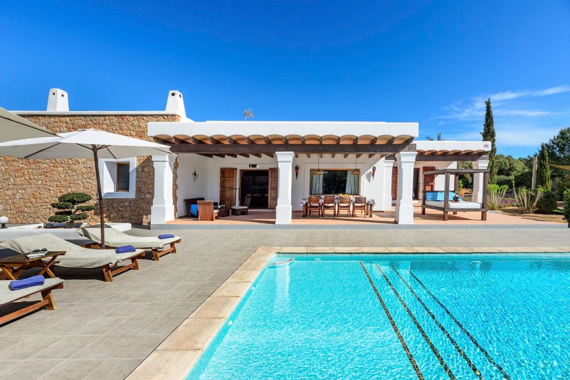 250 M² Villa ∙ 3 Habitaciones ∙ 6 Huéspedes - Ibiza