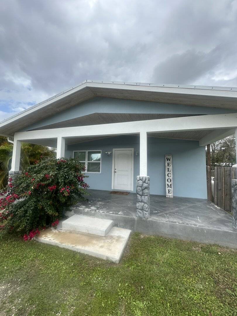 139 M² House ∙ 2 Bedrooms ∙ 4 Guests - Vero Beach, FL