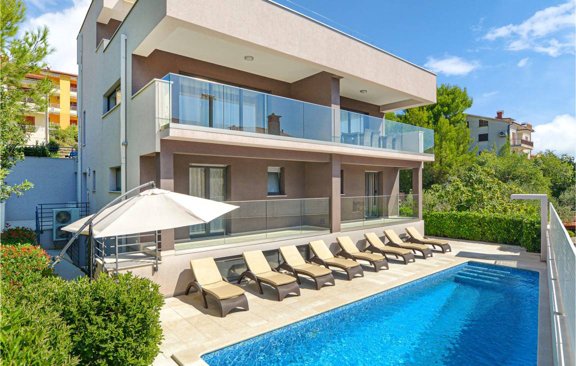 150 M² Duplex ∙ 3 Chambres ∙ 4 Personnes - Rabac