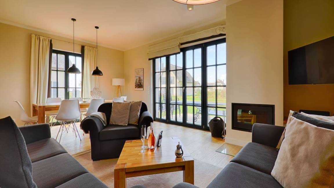 140 M² House ∙ 3 Bedrooms ∙ 8 Guests - Hiddensee