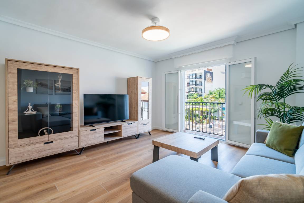 92 M² Apartamento ∙ 2 Habitaciones ∙ 5 Huéspedes - Fuengirola