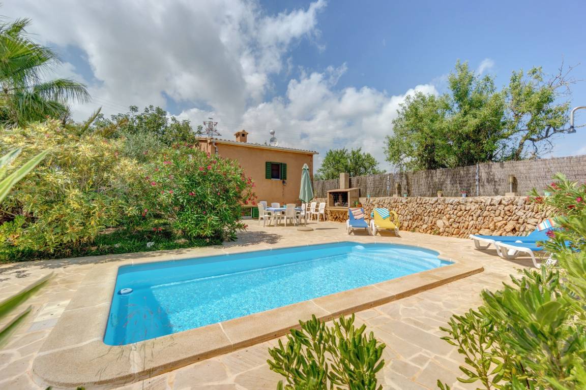 100 M² Casa De Campo ∙ 2 Habitaciones ∙ 4 Huéspedes - Mallorca