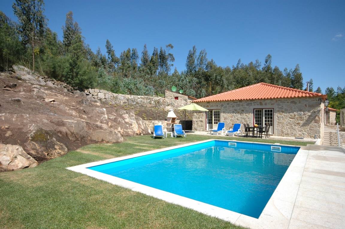 216 M² Villa ∙ 4 Habitaciones ∙ 8 Huéspedes - Ponte de Lima