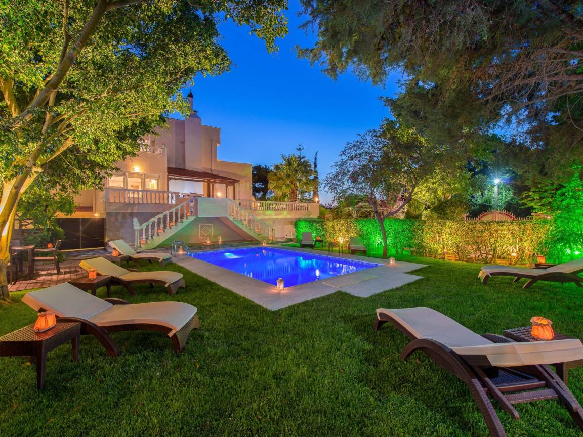 200 M² House ∙ 3 Bedrooms ∙ 8 Guests - Kos