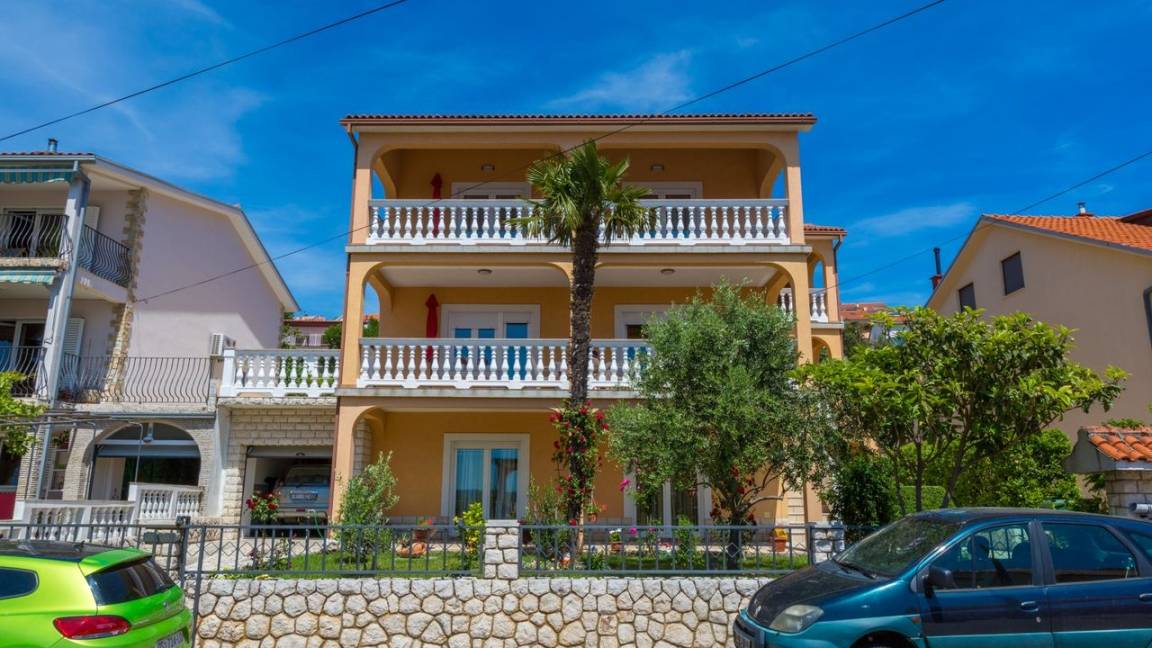 67 M² Apartment ∙ 2 Bedrooms ∙ 4 Guests - Crikvenica
