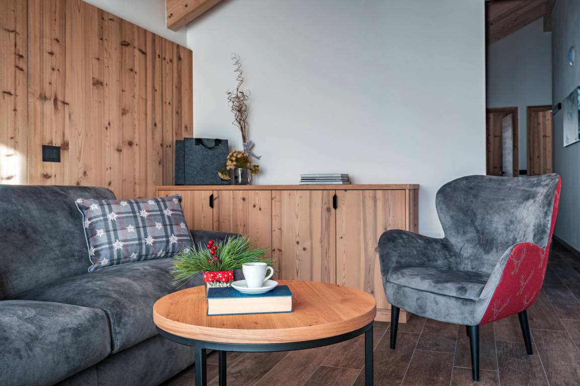 93 M² Appartamento ∙ 3 Camere Da Letto ∙ 6 Ospiti - Fai della Paganella