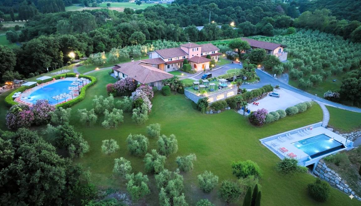 80 M² Farmhouse ∙ 1 Bedroom ∙ 6 Guests - Padenghe sul Garda