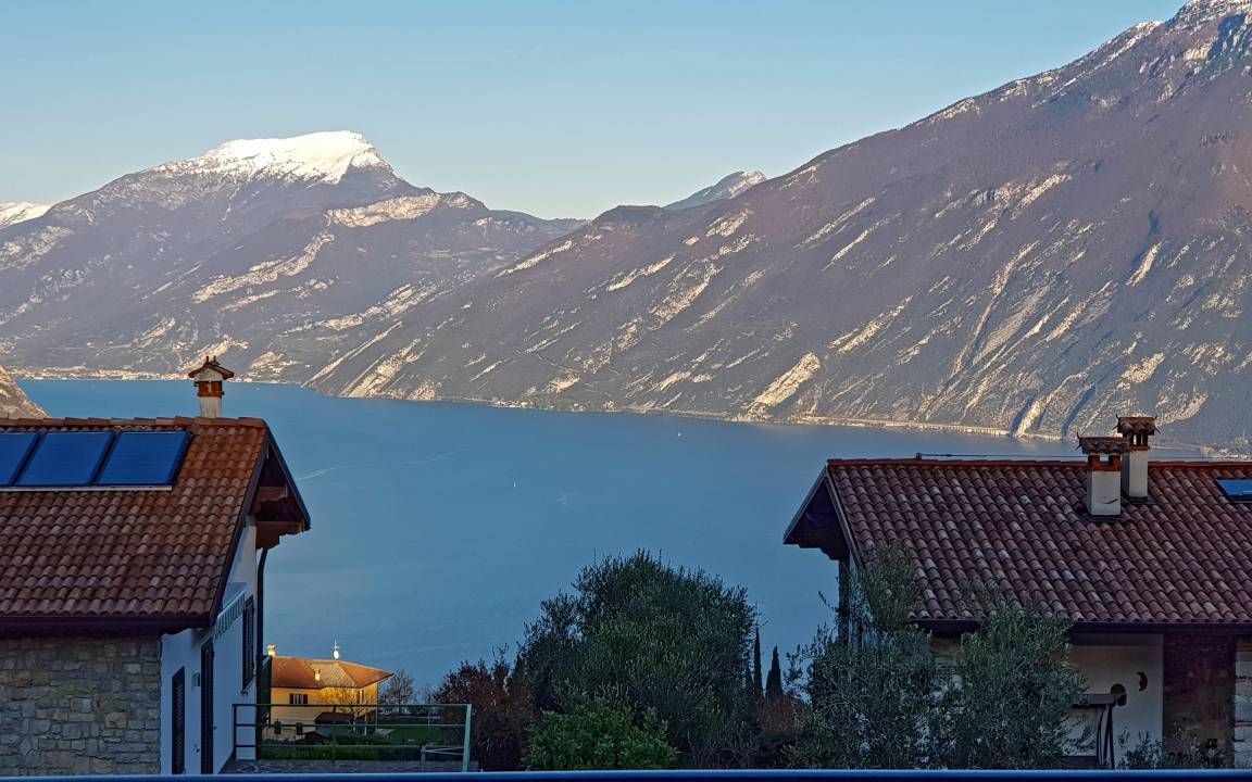 85 M² Villa ∙ 2 Bedrooms ∙ 5 Guests - Malcesine